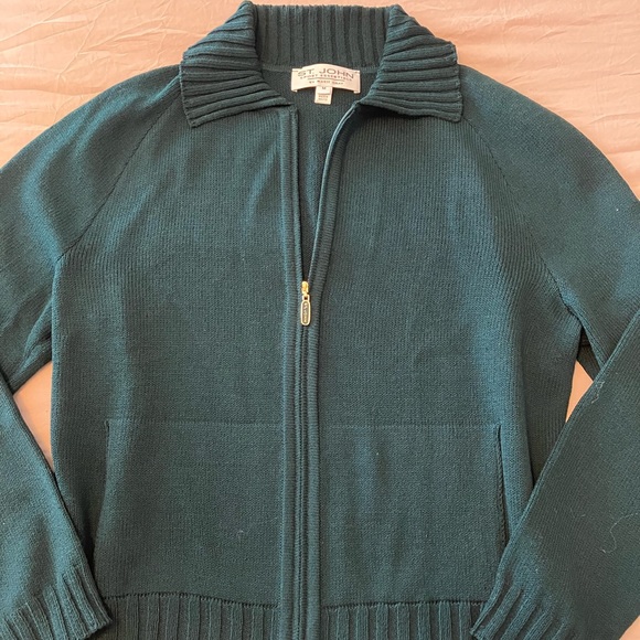 St. John | Sweaters | Vintage Stjohn Collared Forest Green Sip Up ...